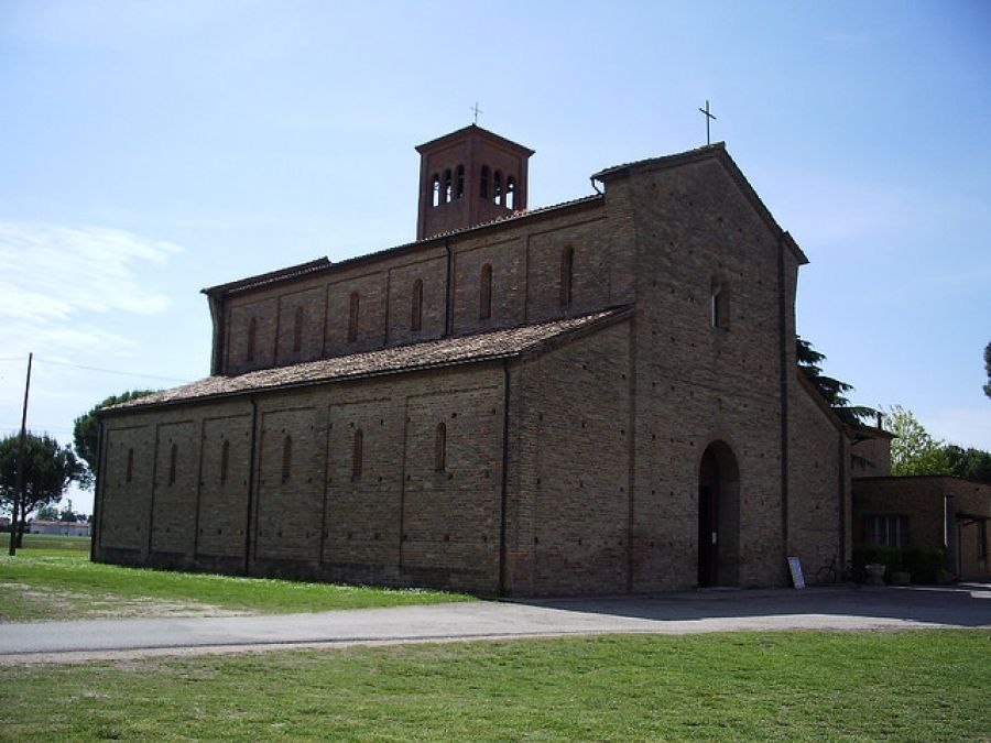 A Ravenna diocesi in lutto, è morto don Giussani: aveva 52 anni, dal ...