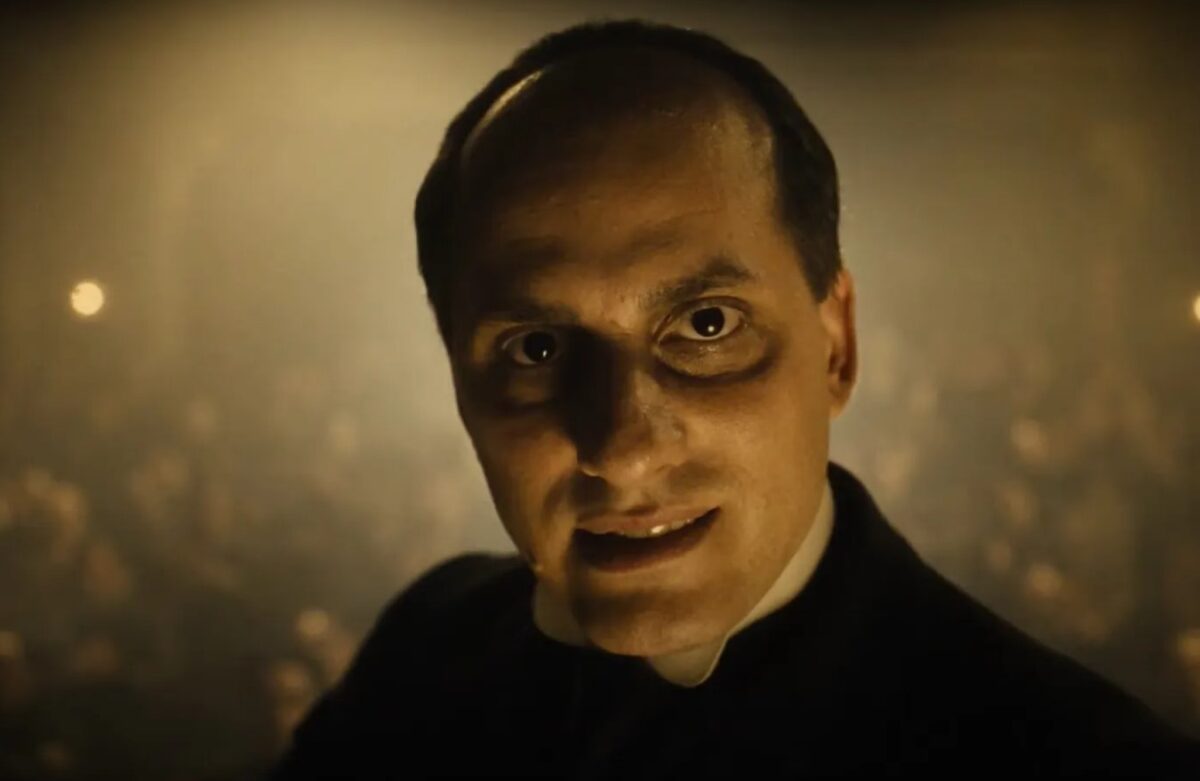 "M - Il figlio del secolo", la serie evento dai mille riferimenti ...