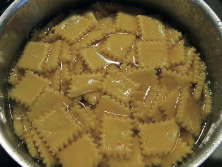 Spoja lorda, un primo iconico della cucina familiare romagnola