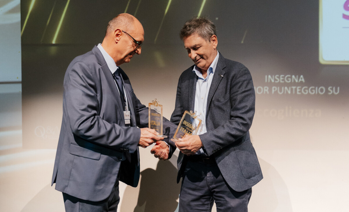A Sabbioni due premi di "Insegna dell'anno", tra colossi mondiali e ...