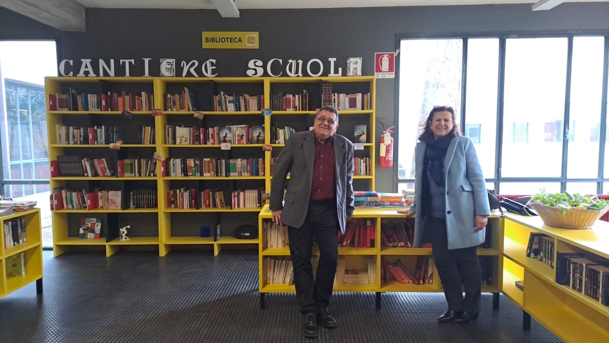 La biblioteca del Morigia si arricchisce con la donazione del Rotary